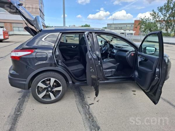 Melns Nissan Qashqai 2015 Rīga, ar dzinēja tilpumu 1.50 L un nobraukumu 198 tūkst. km par 8990 €, foto 8 vietnē AUTOMOTO.COM.LV
