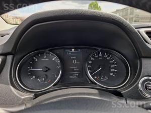 Черный Ниссан Кашкай 2015 в Рига, объемом двигателя 1.50 л и пробегом 200 тыс. км за 8200 €, фото 14 на AUTOMOTO.COM.LV