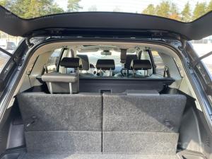Black Nissan Qashqai 2015 in Riga, with an engine capacity of 1.60 L and mileage of 0 thousand km for 7599 €, photo 13 on AUTOMOTO.COM.LV