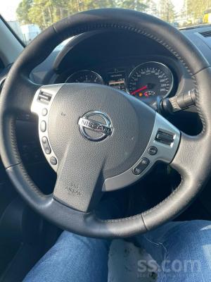 Black Nissan Qashqai 2015 in Riga, with an engine capacity of 1.60 L and mileage of 0 thousand km for 7599 €, photo 20 on AUTOMOTO.COM.LV