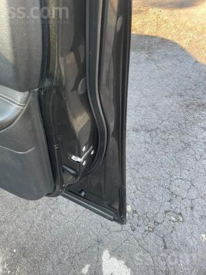 Black Nissan Qashqai 2015 in Riga, with an engine capacity of 1.60 L and mileage of 0 thousand km for 7599 €, photo 25 on AUTOMOTO.COM.LV