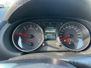 Black Nissan Qashqai 2015 in Riga, with an engine capacity of 1.60 L and mileage of 0 thousand km for 7599 €, photo 26 on AUTOMOTO.COM.LV