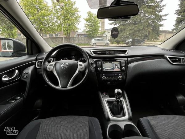 Melns Nissan Qashqai 2015 Šauļi, ar dzinēja tilpumu 1.50 L un nobraukumu 230 tūkst. km par 8950 €, foto 2 vietnē AUTOMOTO.COM.LV