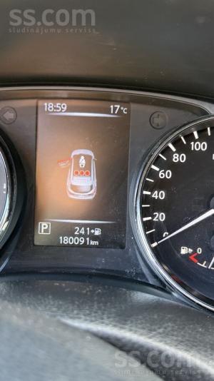 Черный Ниссан Кашкай 2015 в Елгава, объемом двигателя 1.60 л и пробегом 180 тыс. км за 6400 €, фото 4 на AUTOMOTO.COM.LV