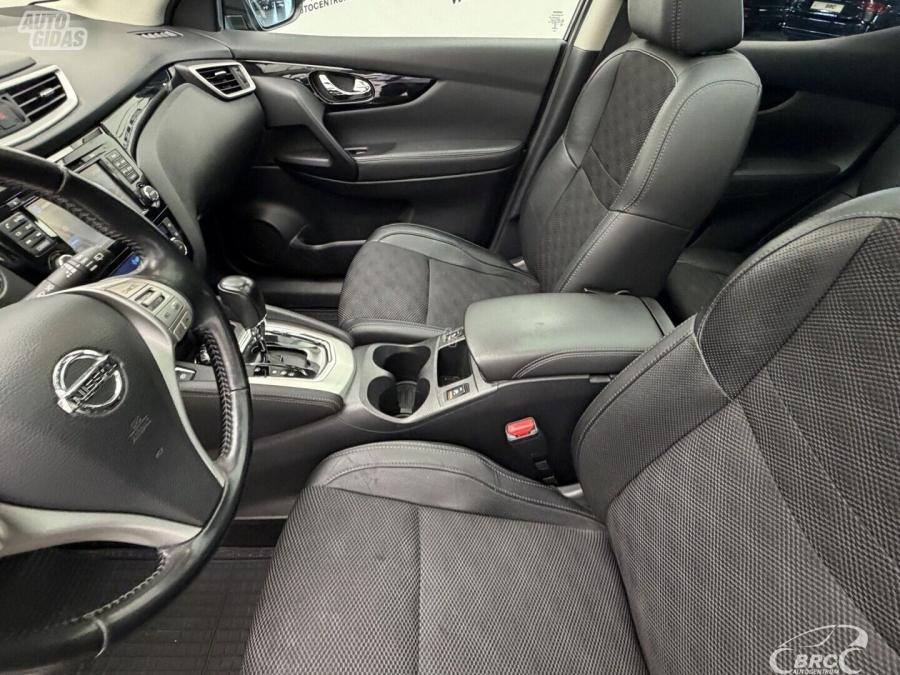 Черный Ниссан Кашкай 2015 в Авиженяй, объемом двигателя 1.60 л и пробегом 229 тыс. км за 9500 €, фото 26 на AUTOMOTO.COM.LV