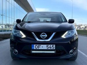 Black Nissan Qashqai 2015 in Rezekne, with an engine capacity of 1.60 L and mileage of 170 thousand km for 9490 €, photo  on AUTOMOTO.COM.LV
