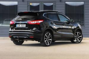 Melns Nissan Qashqai 2015 Jelgava, ar dzinēja tilpumu 1.20 L un nobraukumu 91 tūkst. km par 9450 €, foto 5 vietnē AUTOMOTO.COM.LV