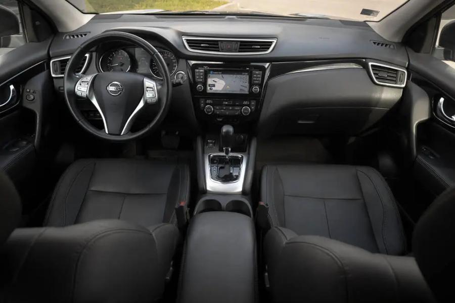 Melns Nissan Qashqai 2015 Jelgava, ar dzinēja tilpumu 1.20 L un nobraukumu 91 tūkst. km par 9450 €, foto 8 vietnē AUTOMOTO.COM.LV