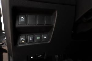 Melns Nissan Qashqai 2015 Jelgava, ar dzinēja tilpumu 1.20 L un nobraukumu 91 tūkst. km par 9450 €, foto 17 vietnē AUTOMOTO.COM.LV