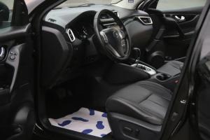Melns Nissan Qashqai 2015 Rīga, ar dzinēja tilpumu 1.60 L un nobraukumu 195 tūkst. km par 9990 €, foto 7 vietnē AUTOMOTO.COM.LV