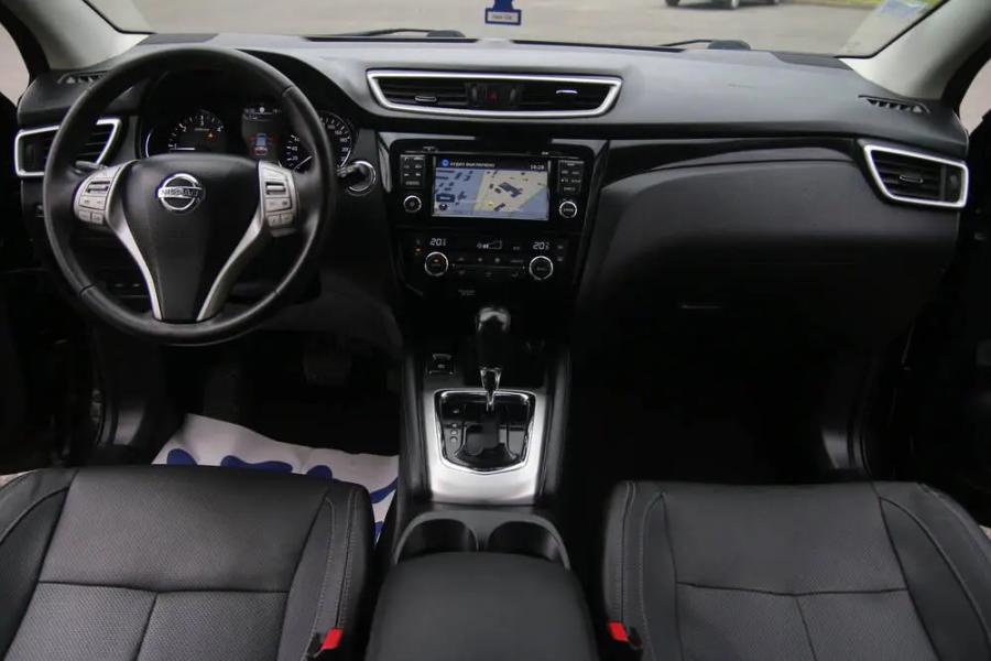 Melns Nissan Qashqai 2015 Rīga, ar dzinēja tilpumu 1.60 L un nobraukumu 195 tūkst. km par 9990 €, foto 8 vietnē AUTOMOTO.COM.LV