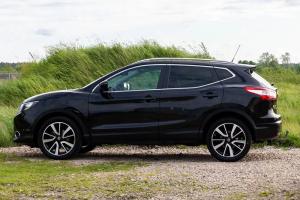 Melns Nissan Qashqai 2015 Rīga, ar dzinēja tilpumu 1.60 L un nobraukumu 170 tūkst. km par 10995 €, foto 10 vietnē AUTOMOTO.COM.LV