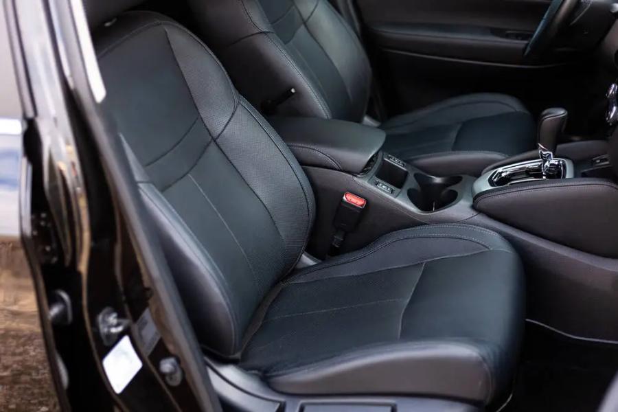Melns Nissan Qashqai 2015 Rīga, ar dzinēja tilpumu 1.60 L un nobraukumu 170 tūkst. km par 10995 €, foto 19 vietnē AUTOMOTO.COM.LV