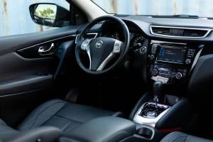 Melns Nissan Qashqai 2015 Rīga, ar dzinēja tilpumu 1.60 L un nobraukumu 170 tūkst. km par 10995 €, foto 27 vietnē AUTOMOTO.COM.LV