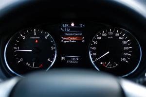 Melns Nissan Qashqai 2015 Rīga, ar dzinēja tilpumu 1.60 L un nobraukumu 170 tūkst. km par 10995 €, foto 32 vietnē AUTOMOTO.COM.LV