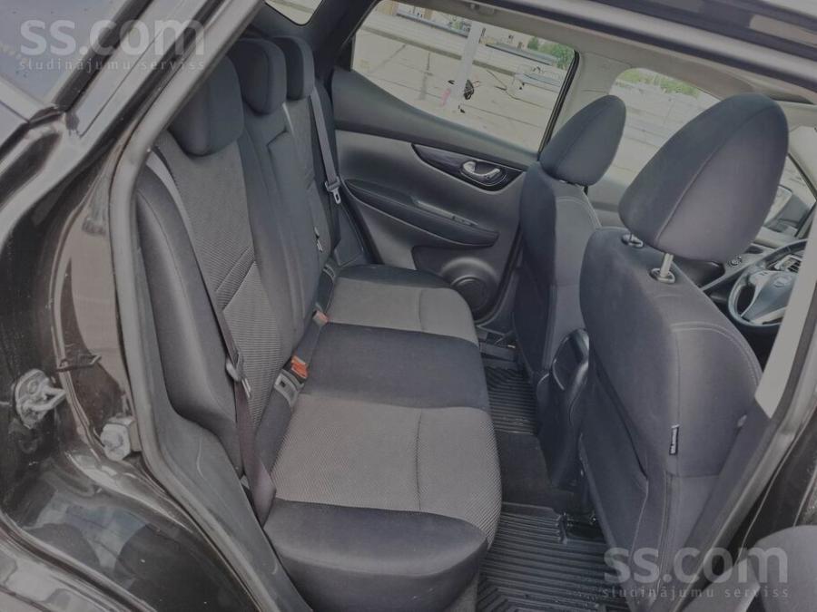Black Nissan Qashqai 2015 in Riga, with an engine capacity of 1.50 L and mileage of 199 thousand km for 8390 €, photo 21 on AUTOMOTO.COM.LV