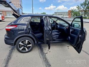 Black Nissan Qashqai 2015 in Riga, with an engine capacity of 1.50 L and mileage of 199 thousand km for 8390 €, photo 26 on AUTOMOTO.COM.LV