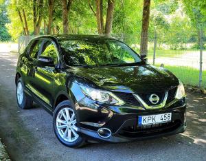 Melns Nissan Qashqai 2015 Šauļi, ar dzinēja tilpumu 1.60 L un nobraukumu 303 tūkst. km par 6990 €, foto  vietnē AUTOMOTO.COM.LV