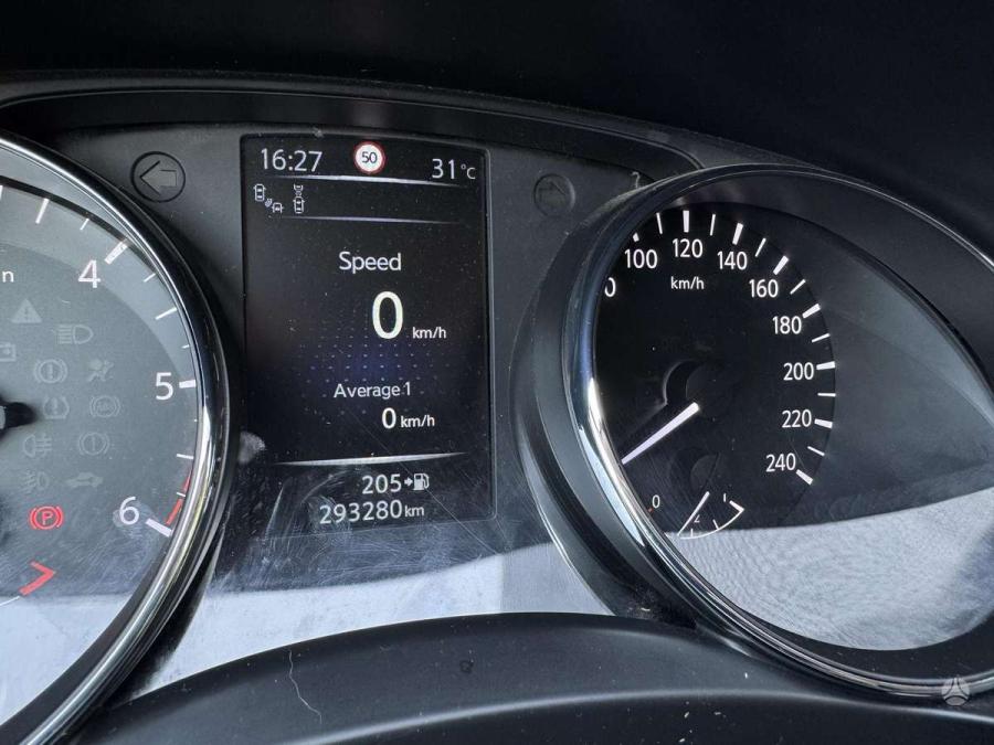 Черный Ниссан Кашкай 2015 в Алитус, объемом двигателя 1.50 л и пробегом 293 тыс. км за 7950 €, фото 32 на AUTOMOTO.COM.LV