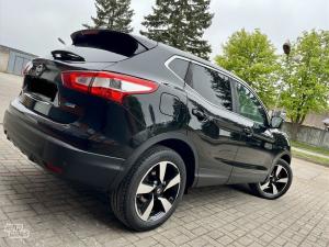 Melns Nissan Qashqai 2015 Šauļi, ar dzinēja tilpumu 1.50 L un nobraukumu 230 tūkst. km par 9250 €, foto 3 vietnē AUTOMOTO.COM.LV