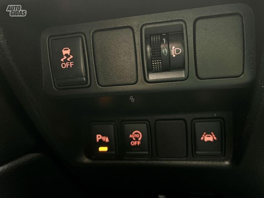 Melns Nissan Qashqai 2015 Šauļi, ar dzinēja tilpumu 1.50 L un nobraukumu 230 tūkst. km par 9250 €, foto 15 vietnē AUTOMOTO.COM.LV