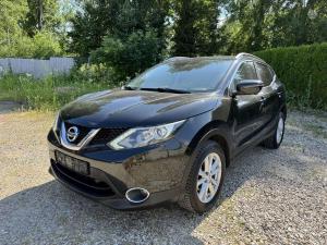 Melns Nissan Qashqai 2015 Alīta, ar dzinēja tilpumu 1.50 L un nobraukumu 293 tūkst. km par 7950 €, foto  vietnē AUTOMOTO.COM.LV