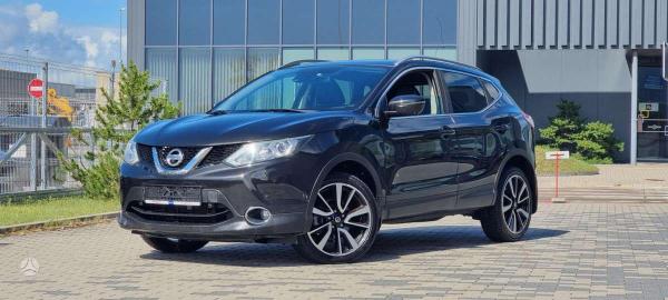 Melns Nissan Qashqai 2015 Šauļi, ar dzinēja tilpumu 1.60 L un nobraukumu 202 tūkst. km par 8800 €, foto 3 vietnē AUTOMOTO.COM.LV