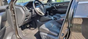 Black Nissan Qashqai 2015 in Siauliai, with an engine capacity of 1.60 L and mileage of 202 thousand km for 8800 €, photo 10 on AUTOMOTO.COM.LV