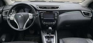 Black Nissan Qashqai 2015 in Vilnius, with an engine capacity of 1.20 L and mileage of 172 thousand km for 9200 €, photo 8 on AUTOMOTO.COM.LV