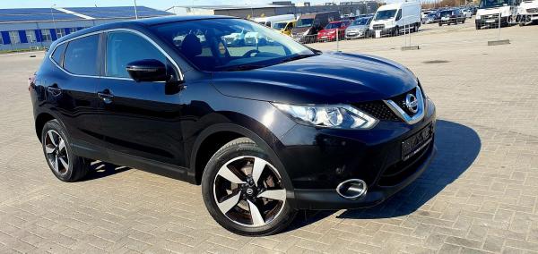 Melns Nissan Qashqai 2015 Šauļi, ar dzinēja tilpumu 1.50 L un nobraukumu 230 tūkst. km par 9150 €, foto 1 vietnē AUTOMOTO.COM.LV