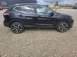 Melns Nissan Qashqai 2015 Klaipėda, ar dzinēja tilpumu 1.20 L un nobraukumu 161 tūkst. km par 6999 €, foto 7 vietnē AUTOMOTO.COM.LV