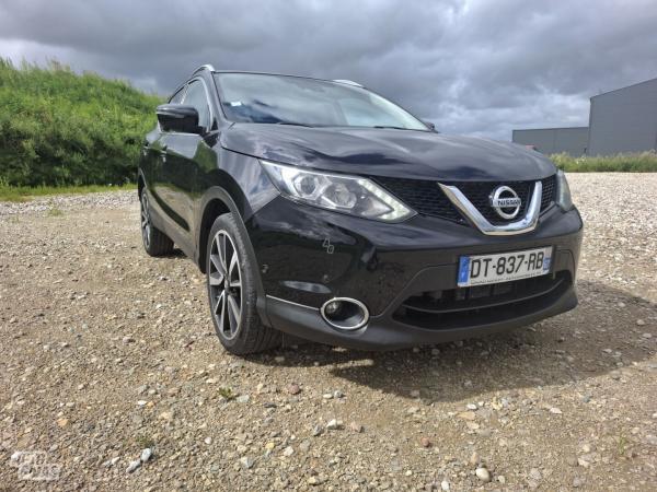 Melns Nissan Qashqai 2015 Klaipėda, ar dzinēja tilpumu 1.20 L un nobraukumu 161 tūkst. km par 6999 €, foto 2 vietnē AUTOMOTO.COM.LV