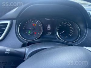 Melns Nissan Qashqai 2015 Rīga, ar dzinēja tilpumu 1.00 L un nobraukumu 151 tūkst. km par 7000 €, foto 3 vietnē AUTOMOTO.COM.LV