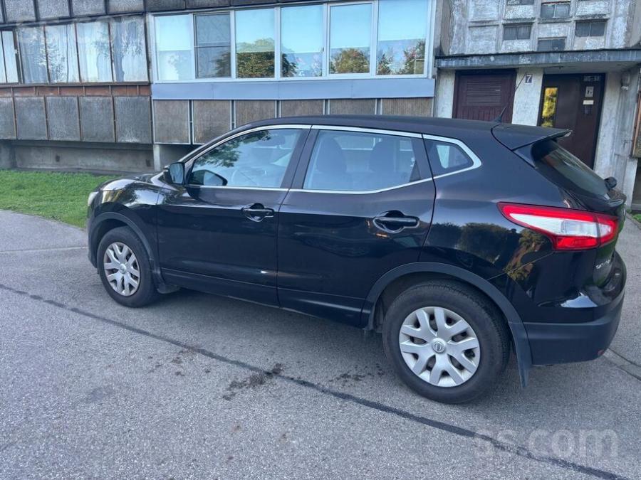 Melns Nissan Qashqai 2015 Rīga, ar dzinēja tilpumu 1.00 L un nobraukumu 151 tūkst. km par 7000 €, foto 5 vietnē AUTOMOTO.COM.LV