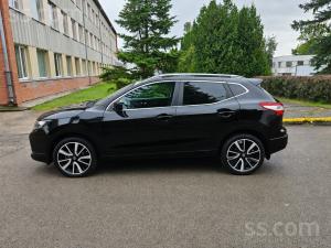 Черный Ниссан Кашкай 2015 в Екабпилс, объемом двигателя 1.60 л и пробегом 203 тыс. км за 9490 €, фото 12 на AUTOMOTO.COM.LV