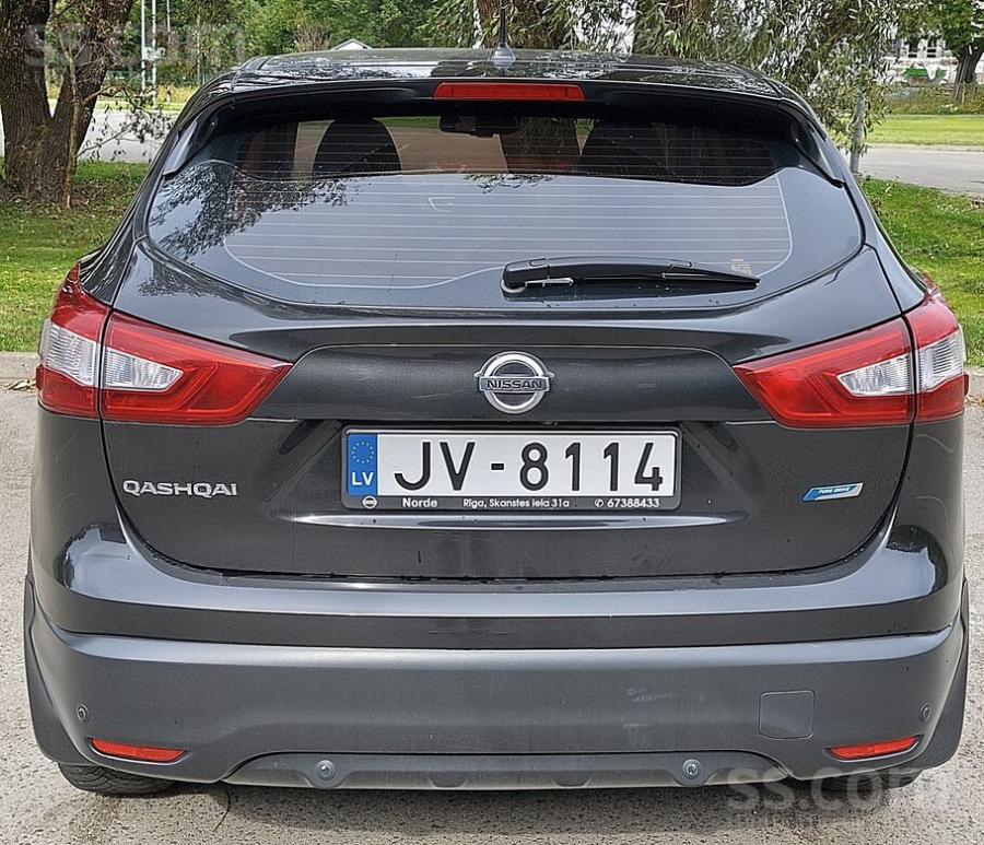 Melns Nissan Qashqai 2015 Rīga, ar dzinēja tilpumu 1.50 L un nobraukumu 224 tūkst. km par 7600 €, foto 6 vietnē AUTOMOTO.COM.LV
