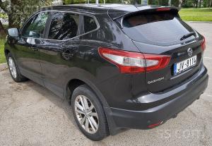 Melns Nissan Qashqai 2015 Rīga, ar dzinēja tilpumu 1.50 L un nobraukumu 224 tūkst. km par 7600 €, foto 7 vietnē AUTOMOTO.COM.LV