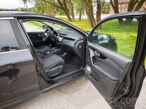 Melns Nissan Qashqai 2015 Rīga, ar dzinēja tilpumu 1.50 L un nobraukumu 224 tūkst. km par 7600 €, foto 10 vietnē AUTOMOTO.COM.LV