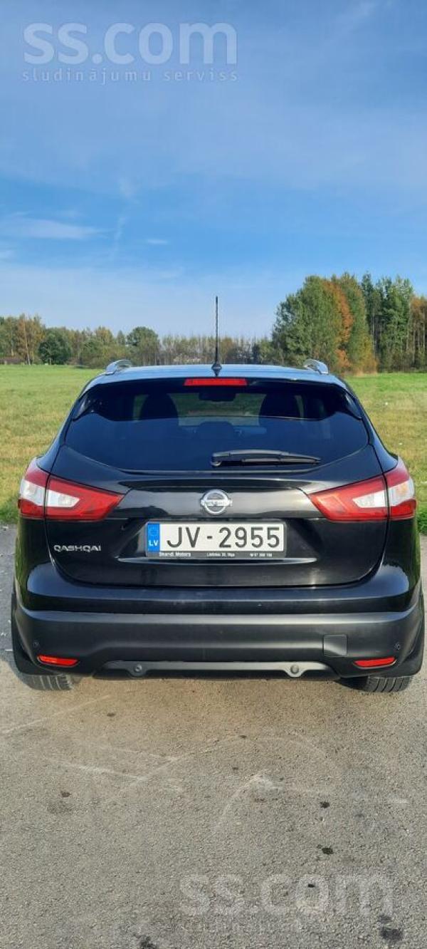 Melns Nissan Qashqai 2015 Rīga, ar dzinēja tilpumu 1.20 L un nobraukumu 91 tūkst. km par 9000 €, foto 6 vietnē AUTOMOTO.COM.LV