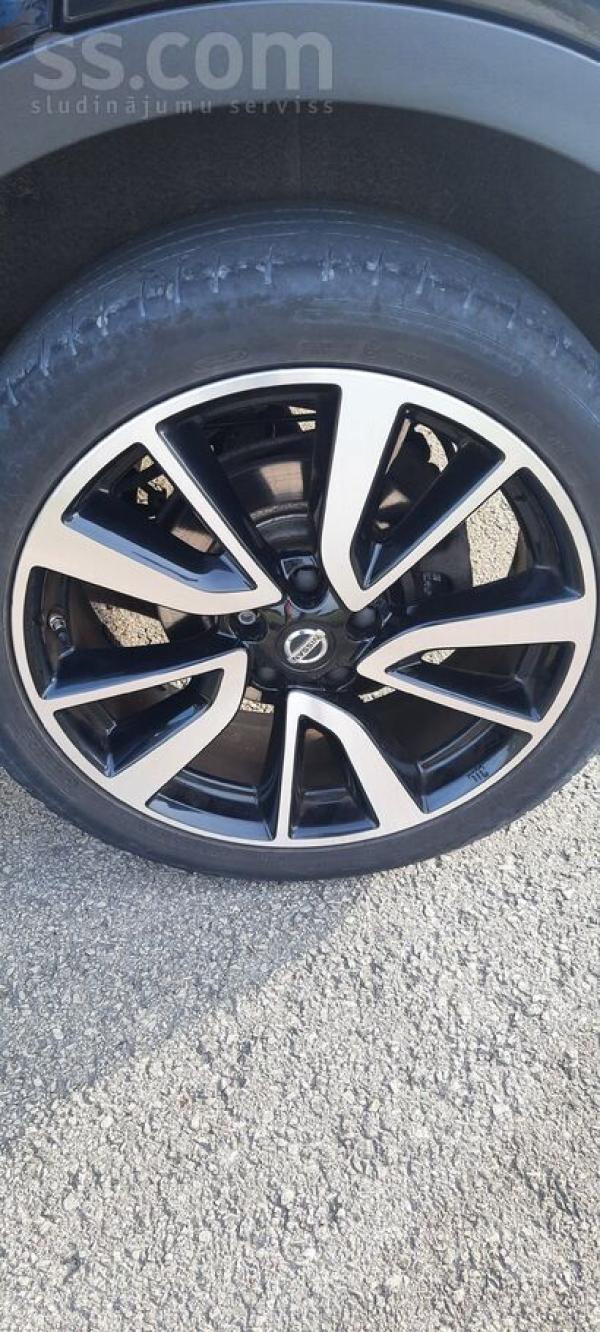 Melns Nissan Qashqai 2015 Rīga, ar dzinēja tilpumu 1.20 L un nobraukumu 91 tūkst. km par 9000 €, foto 10 vietnē AUTOMOTO.COM.LV