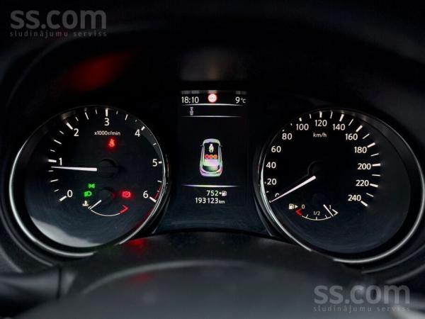 Melns Nissan Qashqai 2015 Rīga, ar dzinēja tilpumu 1.60 L un nobraukumu 193 tūkst. km par 7990 €, foto 4 vietnē AUTOMOTO.COM.LV