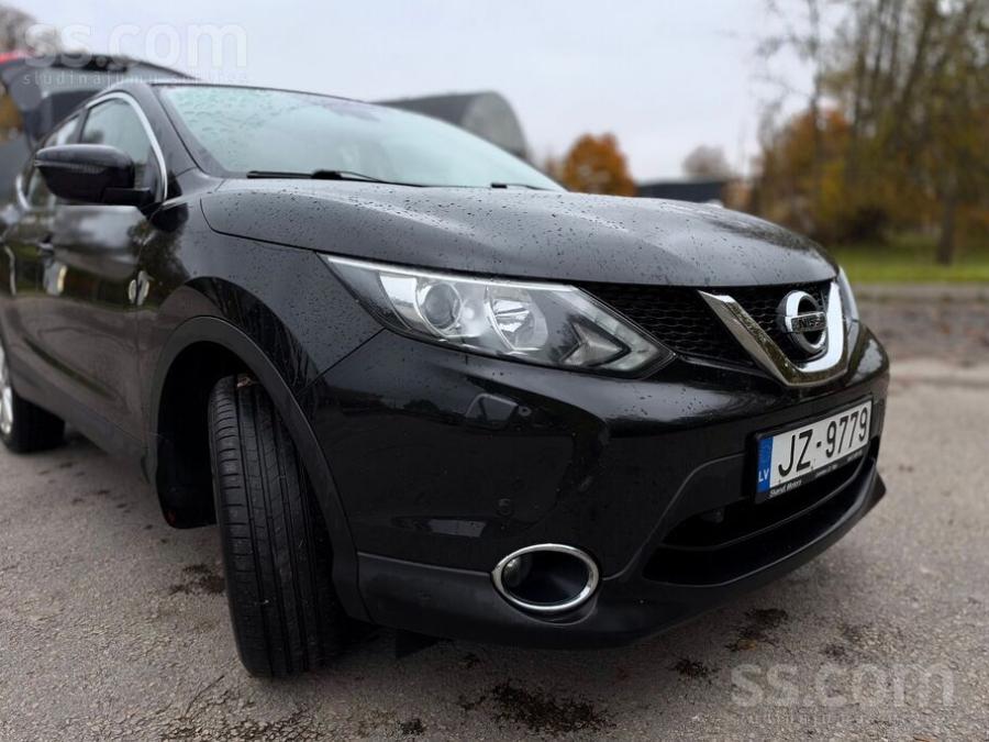Черный Ниссан Кашкай 2015 в Рига, объемом двигателя 1.60 л и пробегом 193 тыс. км за 7990 €, фото 7 на AUTOMOTO.COM.LV