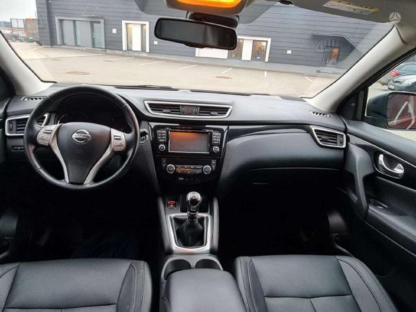 Black Nissan Qashqai 2016 in Kaunas, with an engine capacity of 1.46 L and mileage of 219 thousand km for 8650 €, photo 10 on AUTOMOTO.COM.LV