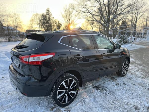 Melns Nissan Qashqai 2016 Rīga, ar dzinēja tilpumu 1.50 L un nobraukumu 168 tūkst. km par 10900 €, foto 7 vietnē AUTOMOTO.COM.LV