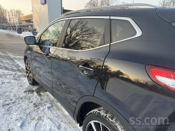 Melns Nissan Qashqai 2016 Rīga, ar dzinēja tilpumu 1.50 L un nobraukumu 168 tūkst. km par 10900 €, foto 8 vietnē AUTOMOTO.COM.LV