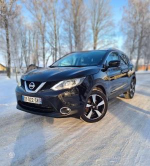 Melns Nissan Qashqai 2016 Tauragė, ar dzinēja tilpumu 1.20 L un nobraukumu 127 tūkst. km par 8200 €, foto  vietnē AUTOMOTO.COM.LV