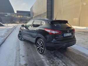 Melns Nissan Qashqai 2016 Viļņa, ar dzinēja tilpumu 1.20 L un nobraukumu 137 tūkst. km par 8300 €, foto 4 vietnē AUTOMOTO.COM.LV