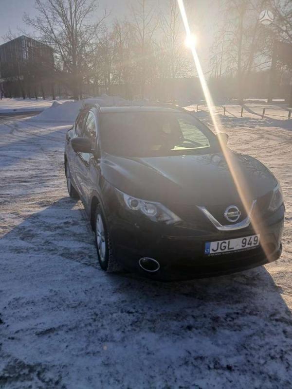Melns Nissan Qashqai 2016 Viļņa, ar dzinēja tilpumu 1.46 L un nobraukumu 105 tūkst. km par 10500 €, foto 6 vietnē AUTOMOTO.COM.LV