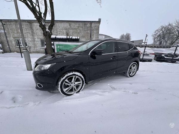 Melns Nissan Qashqai 2016 Marijampole, ar dzinēja tilpumu 1.60 L un nobraukumu 228 tūkst. km par 7800 €, foto 2 vietnē AUTOMOTO.COM.LV