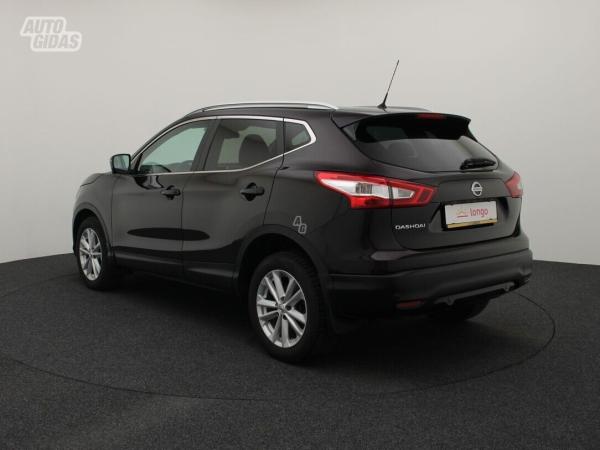 Black Nissan Qashqai 2016 in Vilnius, with an engine capacity of 1.20 L and mileage of 118 thousand km for 11599 €, photo 7 on AUTOMOTO.COM.LV